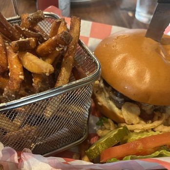 TUCK’D AWAY BAR & GRILL - Updated October 2025 - 124 Photos & 182 ...