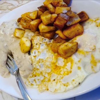 GUS’ RED HOTS - Updated July 2025 - 65 Photos & 102 Reviews - 5 ...