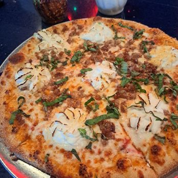 BLUE ROCK PIZZA & TAP - Updated July 2025 - 170 Photos & 196 Reviews ...