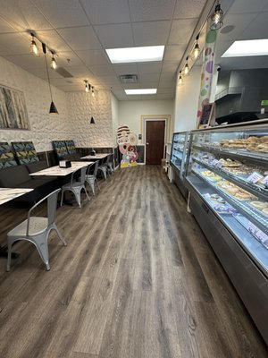 UFFDA DONUTS - Updated December 2025 - 85 Photos & 55 Reviews - 13716 ...