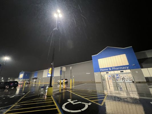 WALMART SUPERCENTER - Updated December 2025 - 16 Photos & 27 Reviews ...