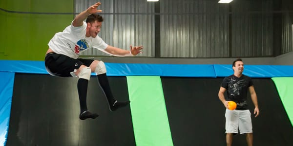 ISAUTE - Updated January 2026 - 15 Photos - 2045 Boulevard Dagenais O ...