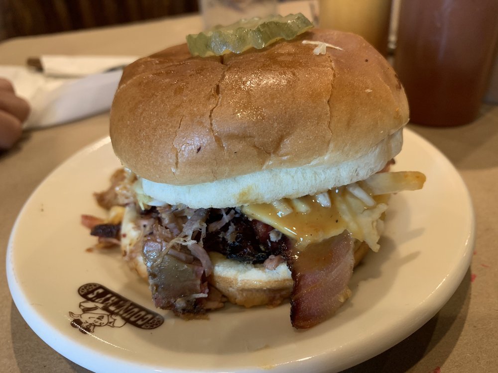 COUNTRY’S BARBECUE - 84 Photos & 190 Reviews - 6298 Veterans Pkwy ...