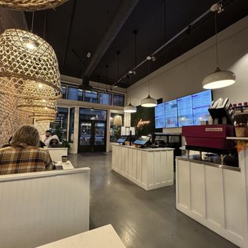 LUNE CAFE - Updated February 2025 - 153 Photos & 87 Reviews - 107 1st ...