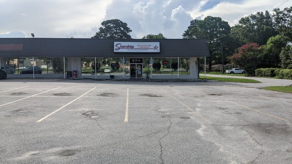 STARSHIP - Updated January 2026 - 58 Photos - 8114 White Bluff Rd ...