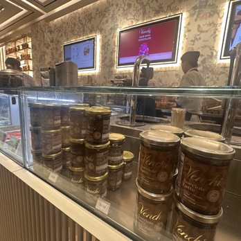 VENCHI - Updated June 2025 - 552 Photos & 168 Reviews - 4303 La Jolla ...