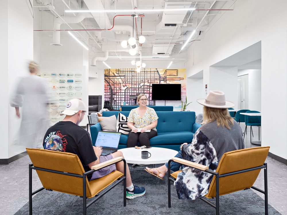 EXPANSIVE WACKER - Updated July 2025 - 34 Photos - 211 W Wacker Dr ...