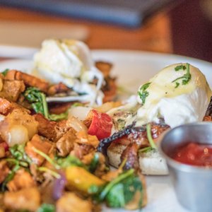 C R CHICKS - PGA PLAZA - 22 Photos & 58 Reviews - American (Traditional ...