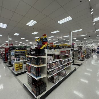 TARGET - Updated December 2025 - 367 Photos & 316 Reviews - 900 ...