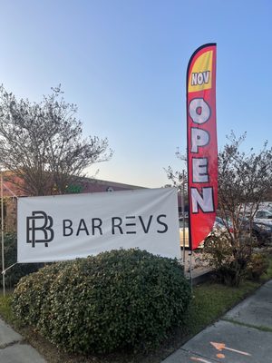 BAR REVS - Updated October 2025 - 28 Photos - 4401 Airline Dr, Metairie ...