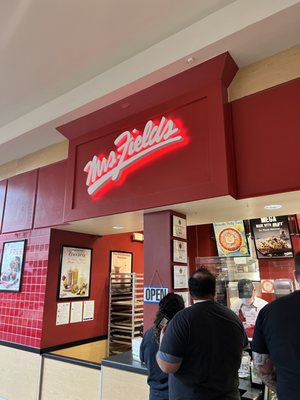 MRS. FIELDS BREA MALL - Updated December 2025 - 46 Photos & 39 Reviews ...