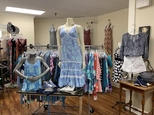 DIVINE CONSIGNMENTS - Updated December 2025 - 419 Palmer Ave, Falmouth ...