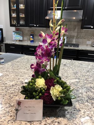 ALLEN FLOWER & GIFT SHOP - 17 Photos & 15 Reviews - Florists - 102 E ...