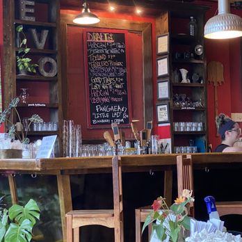 EVO PIZZERIA - 869 Photos & 703 Reviews - 1075 E Montague Ave, North ...