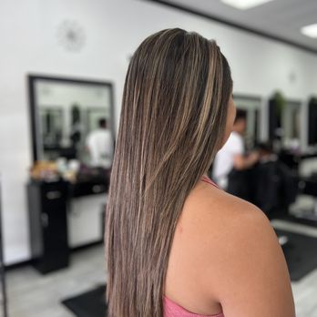 REFLECT HAIR STUDIO - Updated July 2024 - 133 Photos & 90 Reviews ...