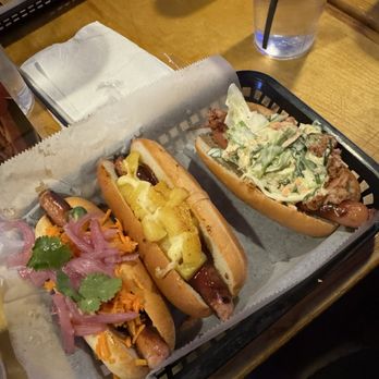 CITY DOGS - Updated October 2025 - 199 Photos & 222 Reviews - 1309 W ...