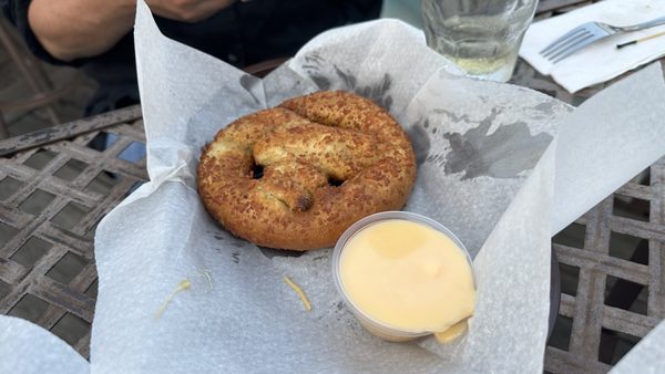 MAYFLY TAVERN - Updated October 2025 - 27 Photos & 31 Reviews - 4532 N ...