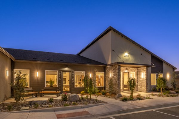 INDIGO APARTMENTS - Updated December 2025 - 45 Photos - 11165 Veterans ...