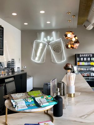 BARRY’S FUEL BAR - Updated December 2025 - 15 Photos - 2280 Market St ...