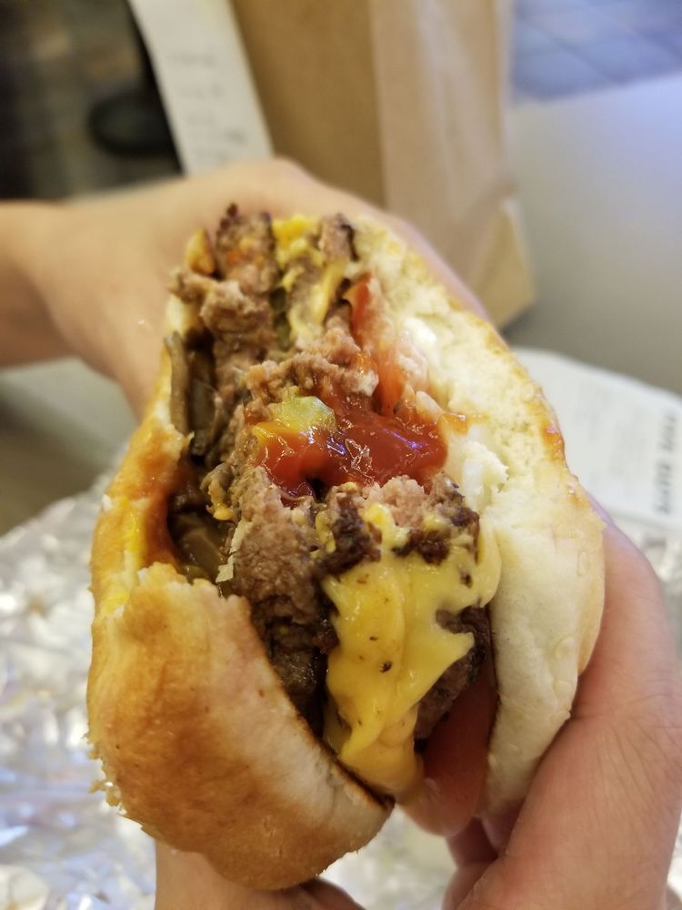 FIVE GUYS - CLOSED - Updated May 2025 - 10 Photos & 13 Reviews - 1000 ...