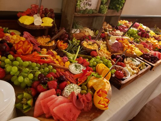 DISTINCTIVE CATERING - Updated October 2025 - 10 Photos & 13 Reviews ...