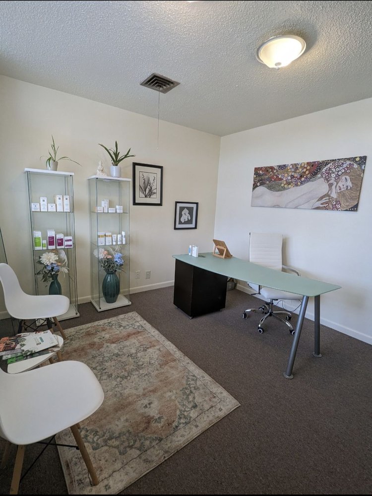 LULLABY LADY - Updated October 2025 - 20 Photos - 8113 Greenwood ave N ...