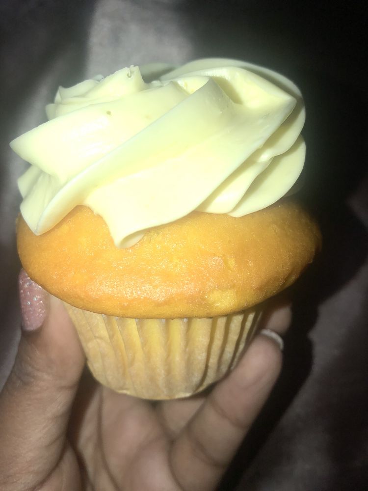 CUPCAKE CRAVING - Updated August 2024 - 215 Photos & 517 Reviews - 2100 ...