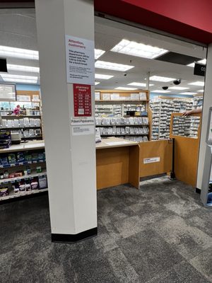 CVS PHARMACY - Updated August 2025 - 31 Photos & 25 Reviews - 880 River ...