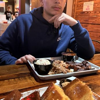 SAUCED BBQ & SPIRITS - EL SEGUNDO - Updated February 2025 - 770 Photos ...