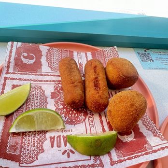 COLADA SHOP - Updated December 2025 - 120 Photos & 72 Reviews - 2811 ...