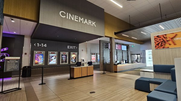 CINEMARK ROSEVILLE GALLERIA MALL AND XD - 163 Photos & 54 Reviews ...