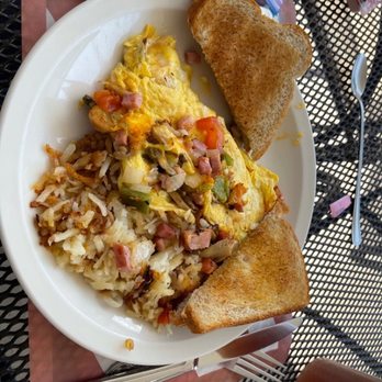 FINA’S DINER - Updated August 2025 - 45 Photos & 71 Reviews - 2298 Hwy ...