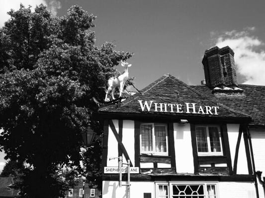 THE WHITE HART - Aylesbury End, Beaconsfield, Buckinghamshire, United ...