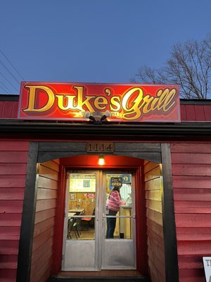 DUKE’S GRILL - Updated December 2025 - 66 Photos & 108 Reviews - 1114 ...