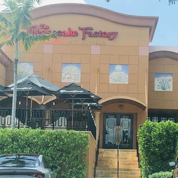 THE CHEESECAKE FACTORY - Updated June 2024 - 1047 Photos & 720 Reviews ...