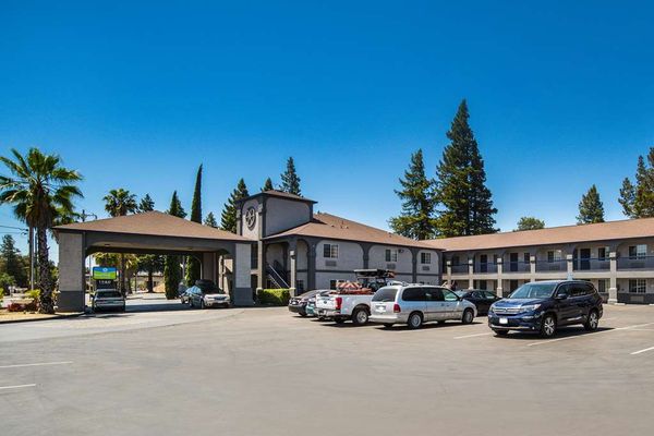 SURESTAY HOTEL BY BEST WESTERN UKIAH - Updated September 2025 - 82 ...