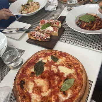 LA VECCHIA RISTORANTE - Updated July 2024 - 140 Photos & 49 Reviews ...