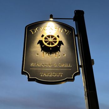 DOCKSIDE PUB - Updated October 2025 - 46 Photos & 63 Reviews - 286 ...