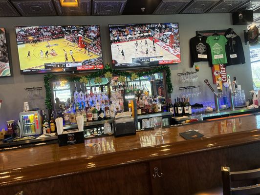 MURPHY’S VILLAGE PUB - Updated January 2026 - 29 Photos & 34 Reviews ...