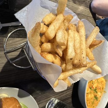 RAIDERS TAVERN & GRILL - Updated October 2025 - 953 Photos & 418 ...