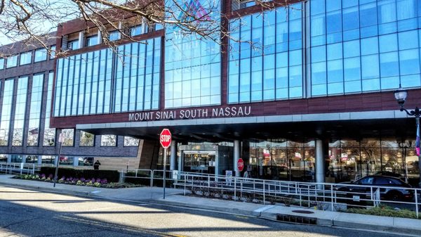 MOUNT SINAI SOUTH NASSAU - Updated October 2025 - 39 Photos & 170 Reviews - 1 Healthy Way ...