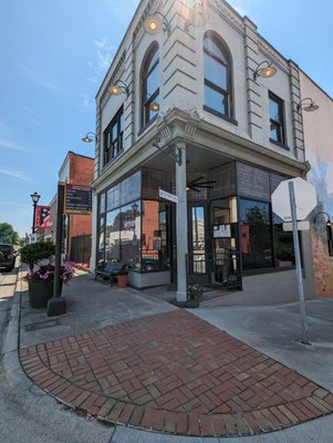 SOUTHERN ON MAIN - 260 Photos & 219 Reviews - 102 E Main St, Elkin ...