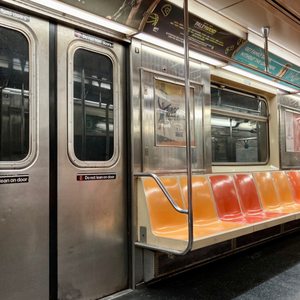 MTA - 53RD & LEXINGTON SUBWAY STATION - 49 Photos & 19 Reviews - 51ST ...