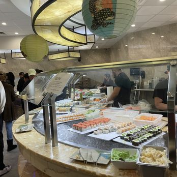 YUM BUFFET AND GRILL - Updated September 2024 - 1008 Photos & 522 ...