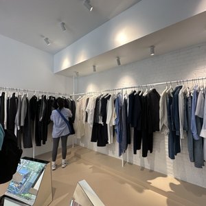 EDIKTED - Updated December 2024 - 518 Broadway, New York, New York ...