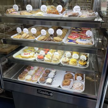 THE LEMONADE BAKERY - Updated January 2026 - 50 Photos & 75 Reviews ...