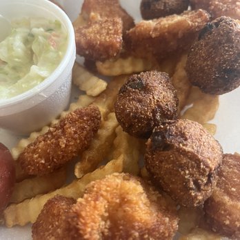 CHARLIE’S SEAFOOD & CARRY-OUT RESTAURANT - Updated December 2025 - 63 ...