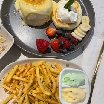 HANABUSA CAFE - Updated May 2024 - 813 Photos & 417 Reviews - 29 E ...