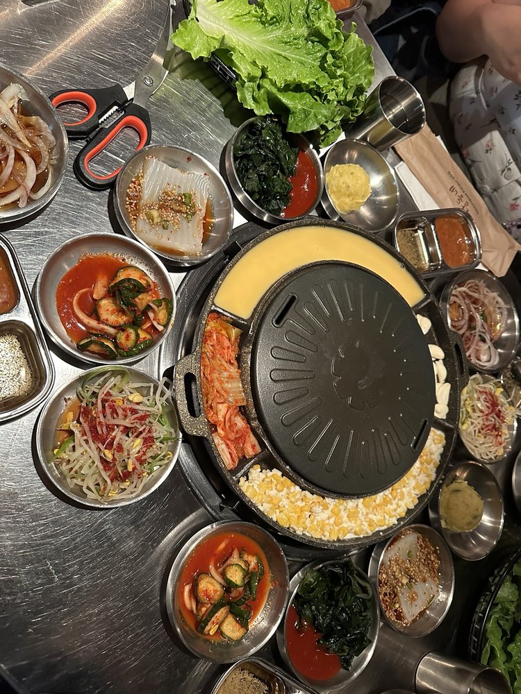 DALDONGNAE KOREAN BBQ - ELGIN MILLS - Updated August 2025 - 56 Photos ...