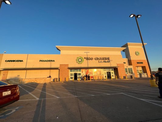 EL RIO GRANDE LATIN MARKET - Updated January 2026 - 70 Photos & 18 ...